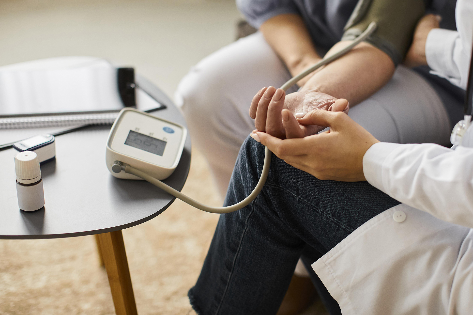 Idiopathic Intracranial Hypertension (IIH): Causes, Risks, Treatment